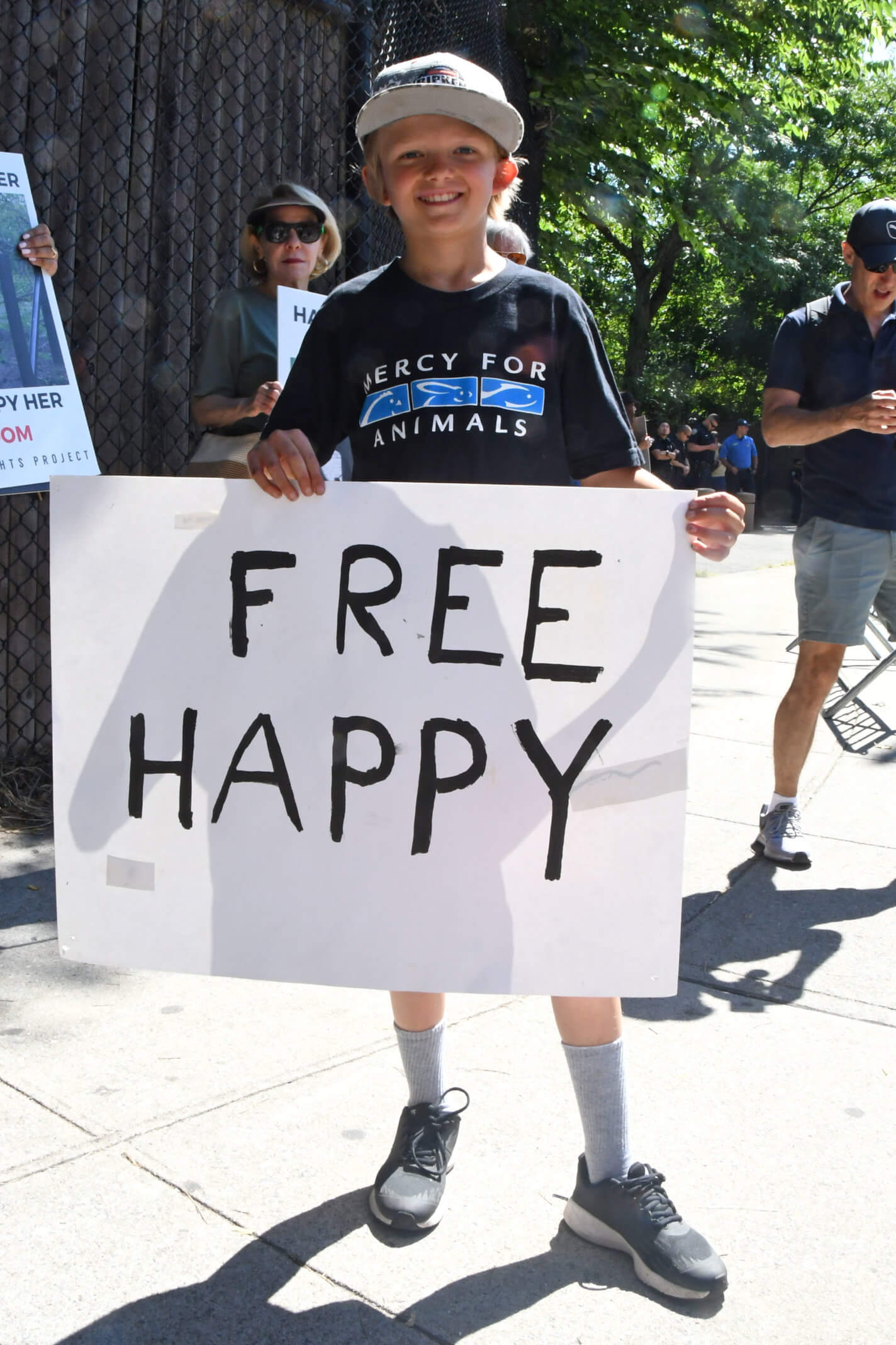 Recap: August Rally for Happy's Freedom | Nonhuman Rights Project